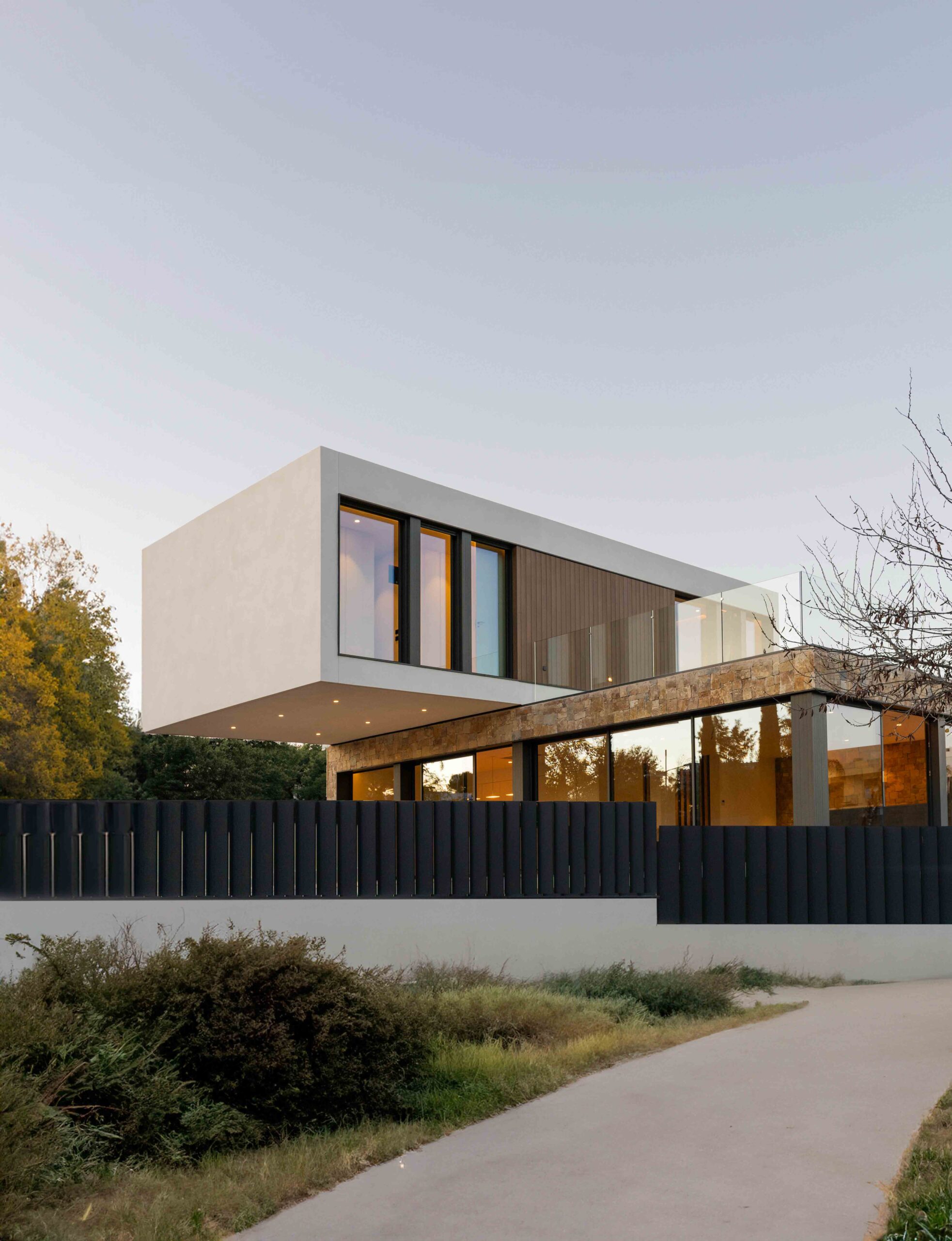 HAUS IM MEDITERRANEN STIL IN BARCELONA - Inhaus Deutschland